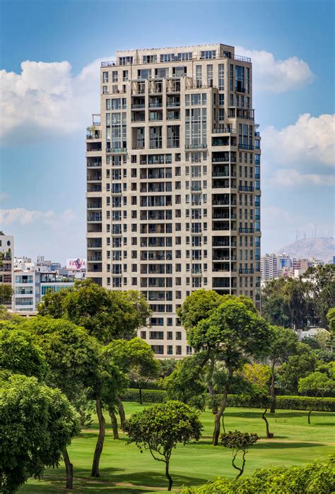 375 Avenida Pezet — Robert Am Stern Architects Llp