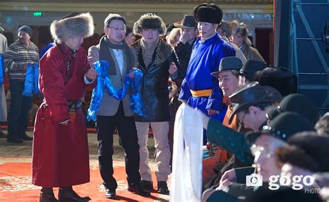 “Театр Цагаан сар” золголт боллоо