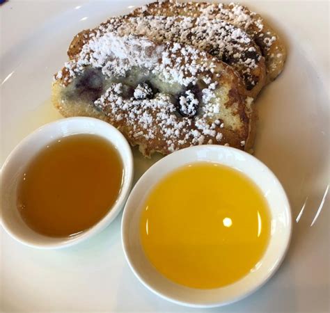 How To Eat Breakfast Like Nobody Can 🍳 Travel Hospitality Breakfast