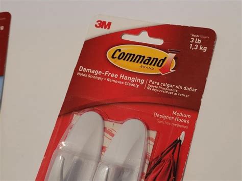 Lot 357 Assorted New Command Hooks 8 Total