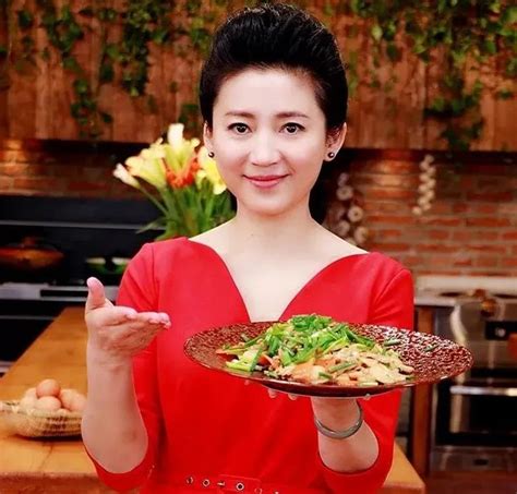 Wang Xiaoya Has A Good Temperament Inews
