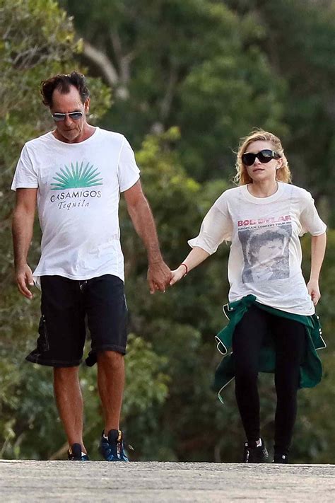 Ashley Olsen And Her Year Old Boyfriend Show Pda In St Barts