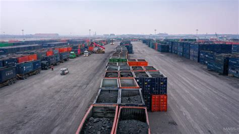 “ЭРДЭНЭС ТАВАНТОЛГОЙ” ХК 29 САЯ ДАХ ТОНН НҮҮРСЭЭ ЭКСПОРТОД ГАРГАЛАА