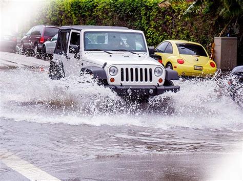 How to Fix a Flooded Engine: How Long to Wait?