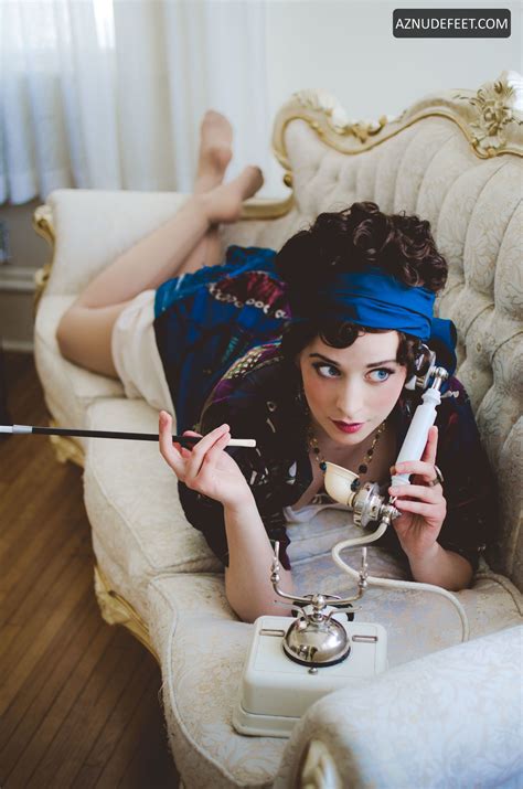 Eleonore Dendy Feet Aznudefeet