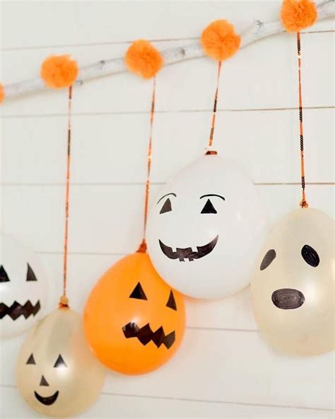 Pin By Carmen Justiniano On Halloween Halloween Balloons Homemade Halloween Decorations