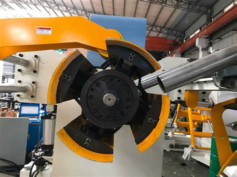 Metal Sheet Coil Straightener Leveling Machine For Steel Coil Decoiling Machine Hydraulic