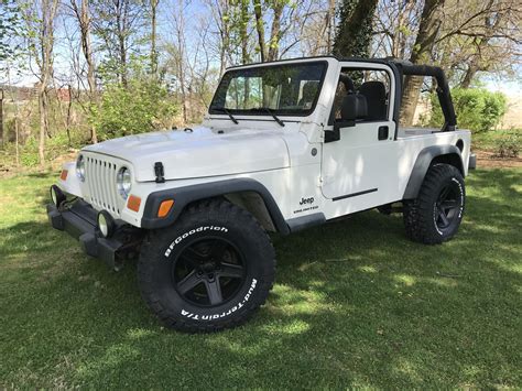285-75-R16 BFGoodrich Tires with No Lift | Jeepfan.com