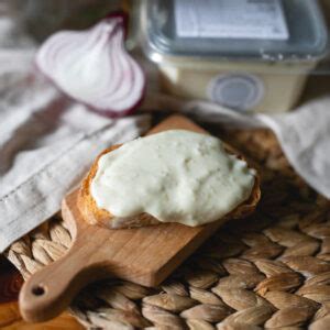 Сыр Российский, 300 г. купить от производителя в Москве