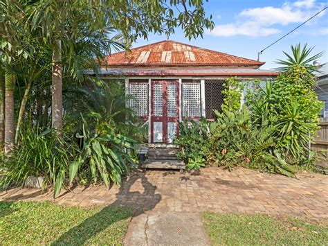 64 King Street Annerley Qld 4103 Property Details