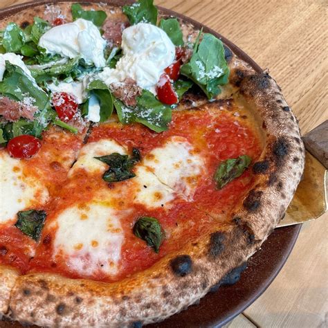 【pizza 4ps】日本初上陸で予約2ヶ月待ち！世界で人気の絶品ピザ Marisol マリソル 40代をもっとキレイに。女っぷり上々！