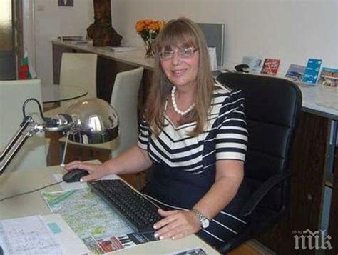 МЪЛНИЯ Уволниха директорката на Фонда за лечение на деца Информационна агенция ПИК