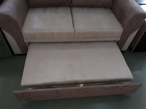 გასაშლელი დივანი იშლება წინაც და დივნები და სავარძლები