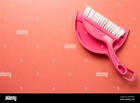 Pink broom hi-res stock photography and images - Alamy