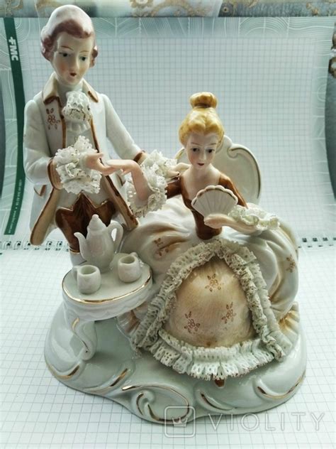 Фарфорова Статуетка Пара Чаювання на сайте для коллекционеров Violity Купить в Украине