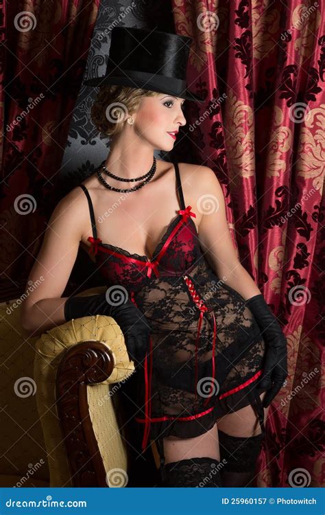 Os Anos Sexy Imagem De Stock Imagem De Loira Sorrir