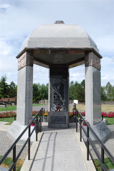 Jimi Hendrix Grave Location Review Video 2 Of 6 For Jimi Hendrix