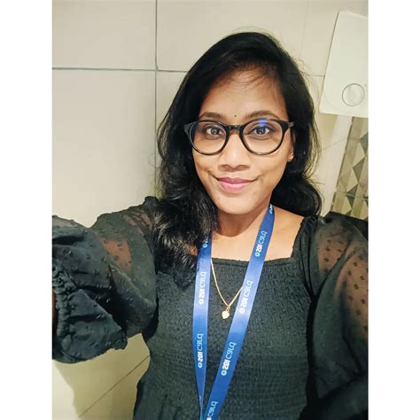 𝕊𝕙𝕒𝕊𝕙𝕒 k monisha instagram photos and videos