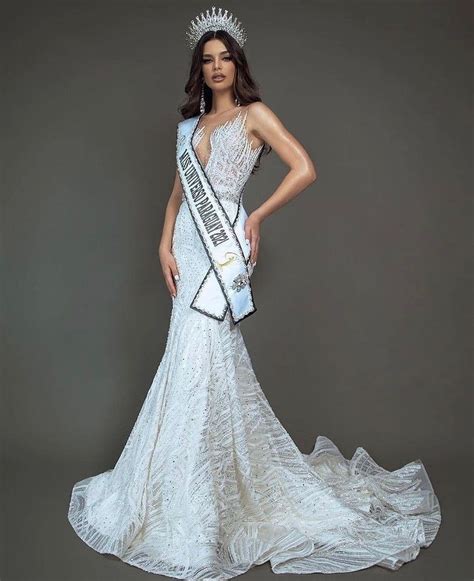 Nadia Ferreira 👸🏻 ️🇵🇾 Vestidos De Miss Universo Vestidos De Miss