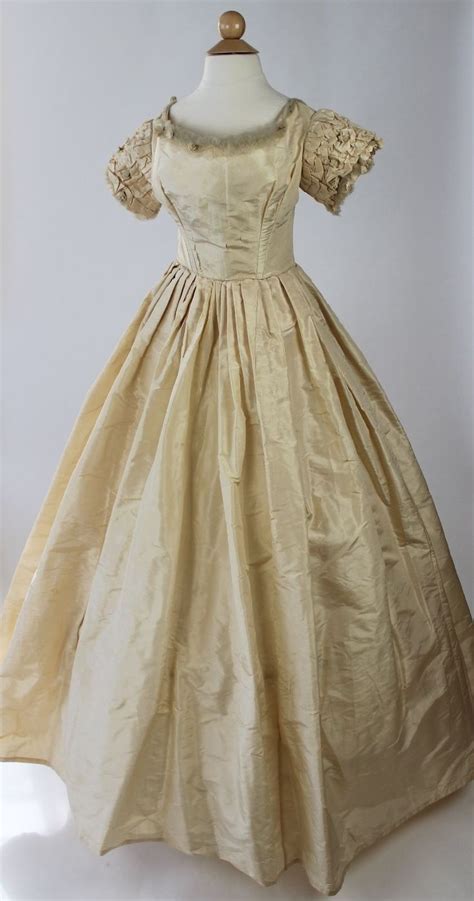 17 Best Images About Antebellum Dresses On Pinterest Day Dresses