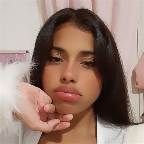 Ambar Sofia Urbina Carmona Youtube