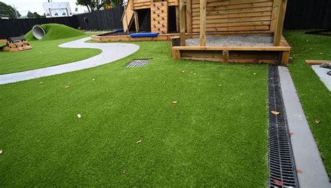 Fake Grass Vs Real Grass Which Is Right For You