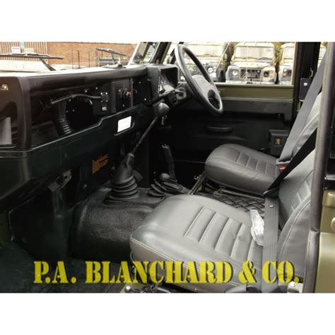 Land Rover Wolf Interior