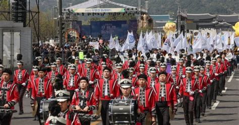 [포토] 광화문 광장에서 열린 부활절 퍼레이드 행사