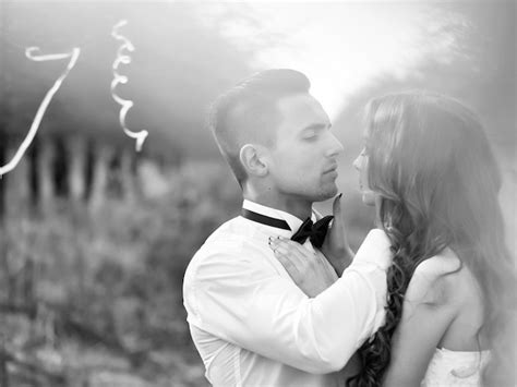 Premium Photo Kissing Wedding Couple