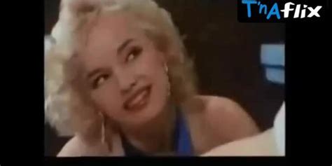 Olinka Hardiman Real Sex Butt Scene In Inside Marilyn