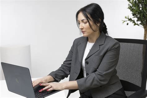 Hr Human Innovation Success Qualified Workers Welding Engineering Ship Repair