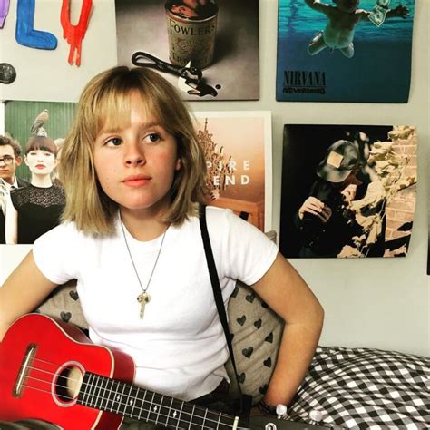 Hot Sexy Lulu Wilson Bikini Pics