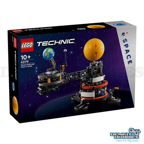 Planet Earth And Moon In Orbit Technic Lego Denkit Hobbies