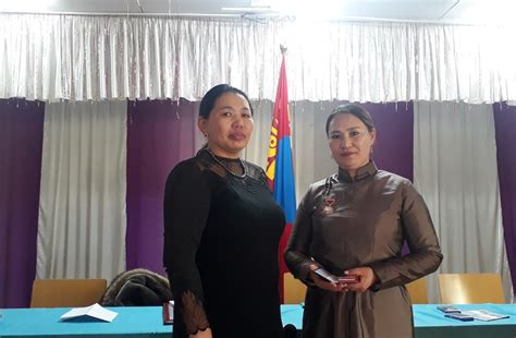 Ардчилсан шинэ Үндсэн хууль батлагдсан өдрөөр