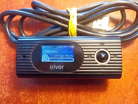 Iriver T 50 Black 1 Gb Digital Mp3 Media Player Rare Ebay