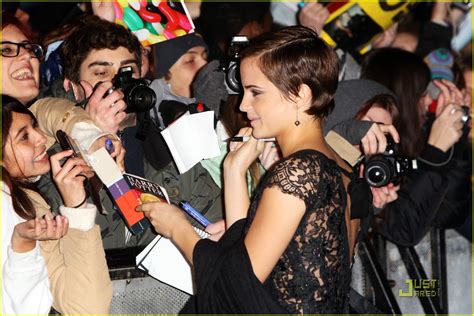 Emma Watson Hp Premiere Pretty Photo 393516 Photo Gallery Just