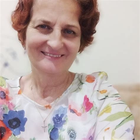 Сухарь Валентина Досить багато разів чула Чого сумуєш чи Чого така сердита декілька