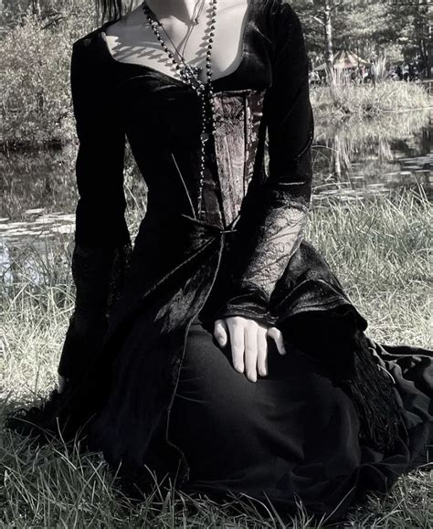 Пин от пользователя Gracie Bennett на доске Goth And Random