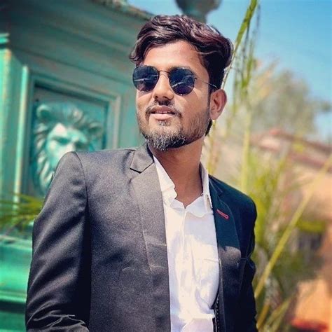 आकाश येवले पाटील Mrakashpatil6288 • Threads Say More