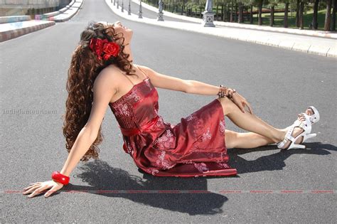 Lovely Actress Photoimagepics And Stills 32848