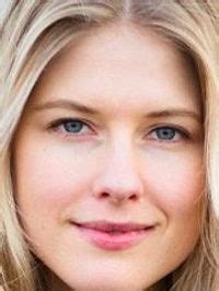 Laura Brent Ecartelera