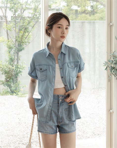 Double Pockets Denim Top Girls Monday
