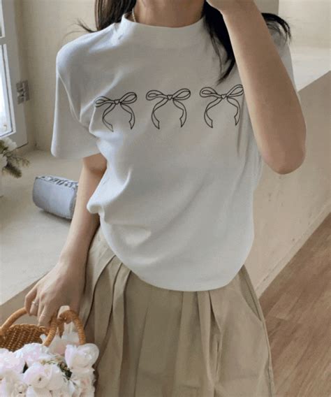 [당일발송]리본프린팅 반팔티셔츠 에이블리