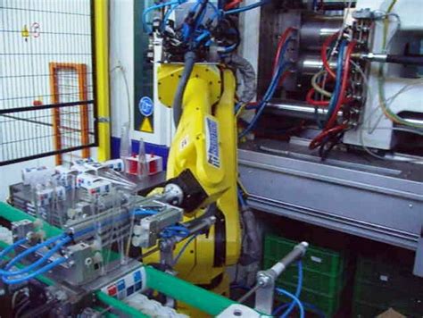 Machine Loading And Unloading Industrial Robotics It Robotics