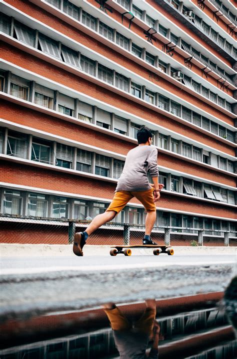 무료 이미지 스케이트 보드 도시 지역 스케이트 보딩 Skateboarding Equipment 보드 포트 휴양 스포츠 장비 건축물 롱 보드 선 시원한