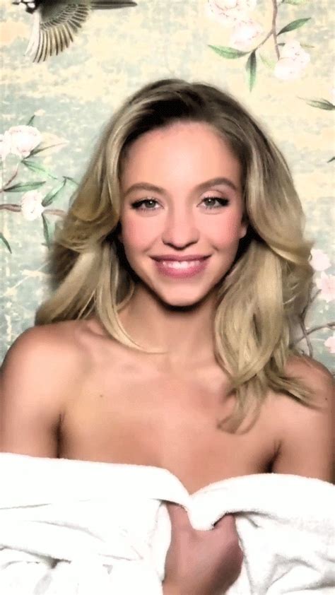 Stunning 😍 R Sydneysweeneygw