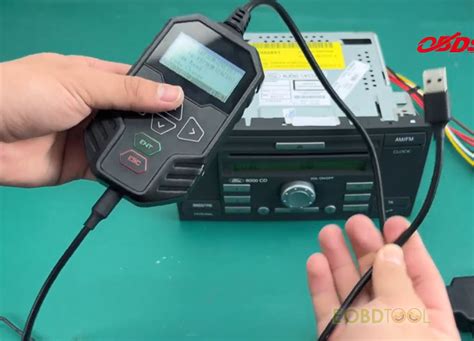 How to Read and Change Ford 6000 CD Radio Code with OBDSTAR MT200 on Bench?