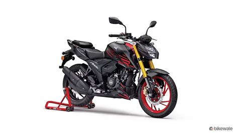Tvs Apache Rtr 200 4v Right Front Three Quarter Image Bikewale