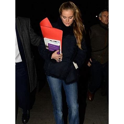 Бъдеща принцеса става даскалица