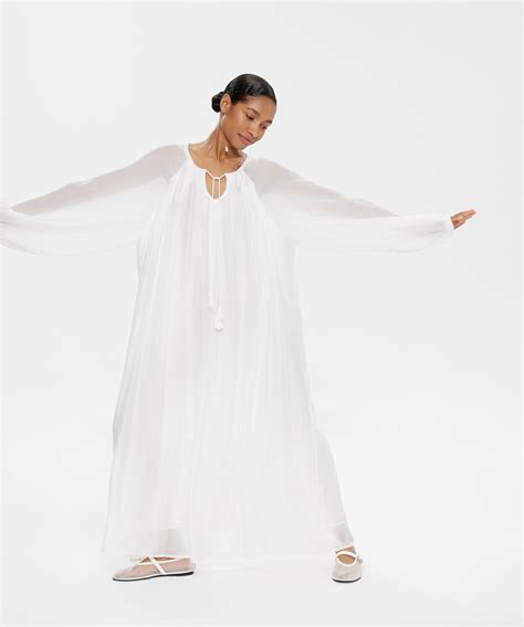 Воздушное платье белого цвета — EVDOKIA